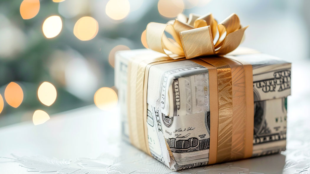 Start 2025 on a strong financial footing with these 3 tips