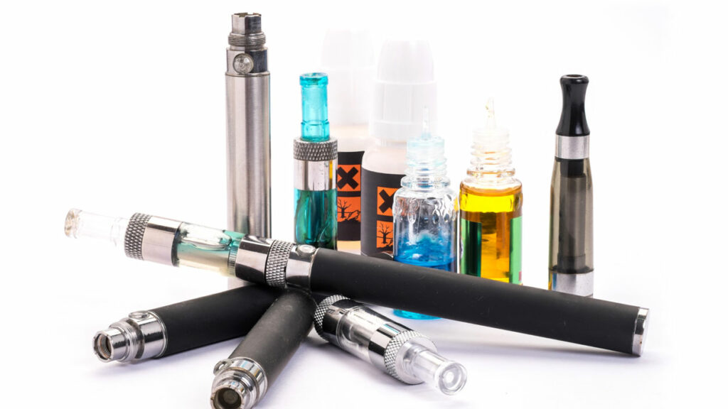 The health risks of vaping: What do we know? - Gulf Coast Woman Magazine